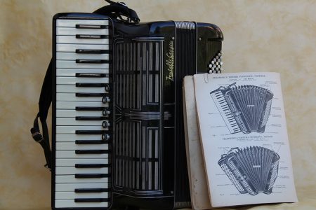 Quando il mantice fece la voce grossa - Note sulla prima fisarmonica ...